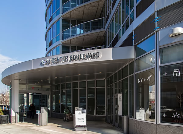 4545 Center Boulevard | NewYorkitecture